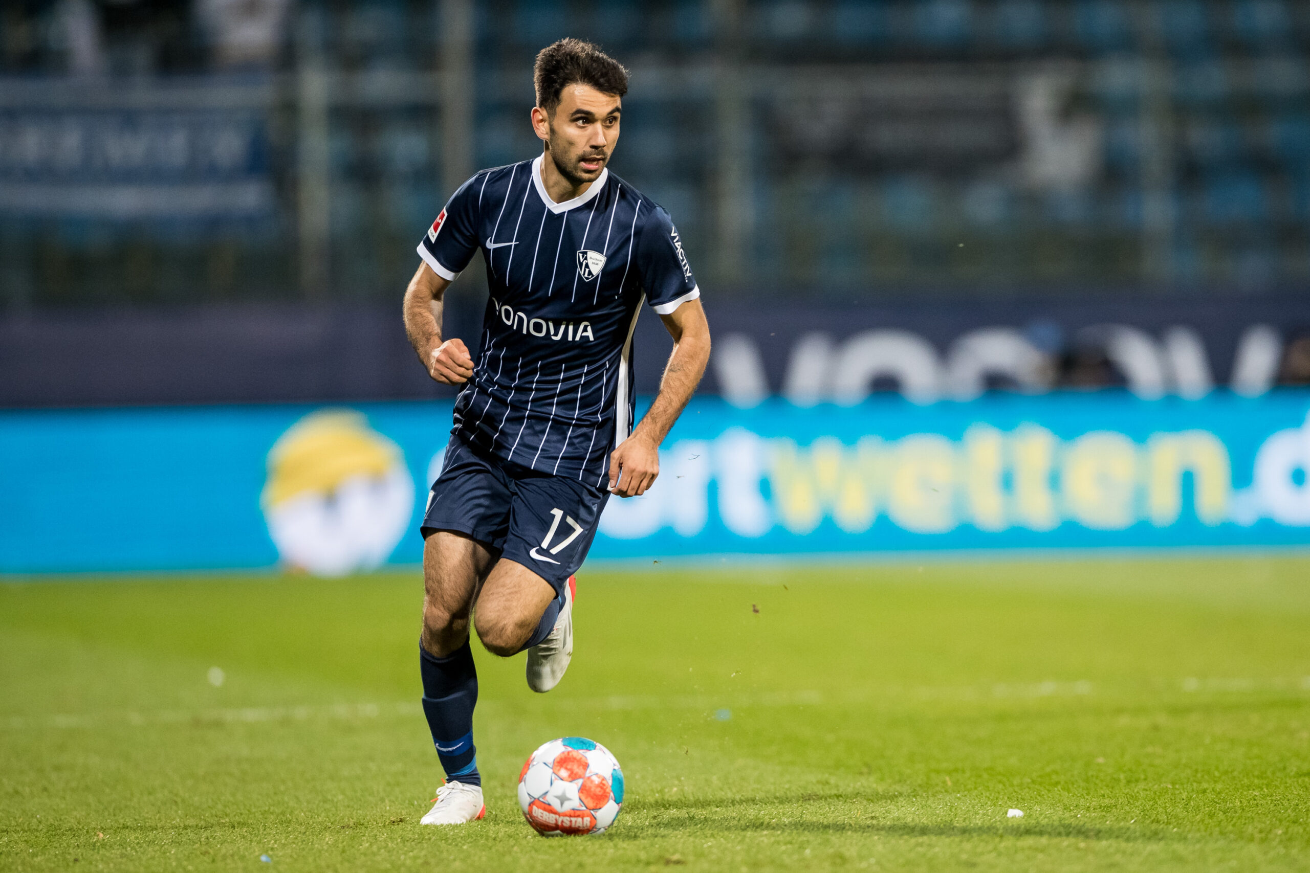 Top-Scorer Holtmann ist ein Mainzer Geschenk – Tief im Westen – Das VfL ...